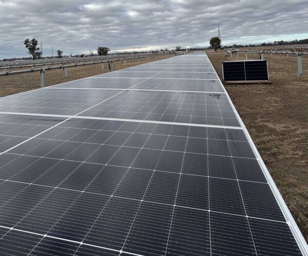 Wanted, more batteries as abundant wind and solar hit record ...